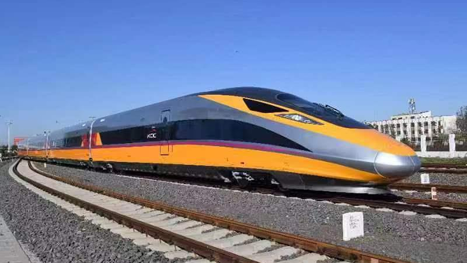FOTO – China a trimis primele trenuri de mare viteză 350 Km/h, spre ...